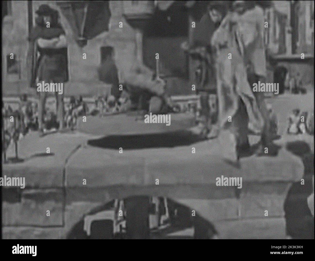 Hunchback of Notre Dame vintage still from 1923 movie Stock Photo - Alamy