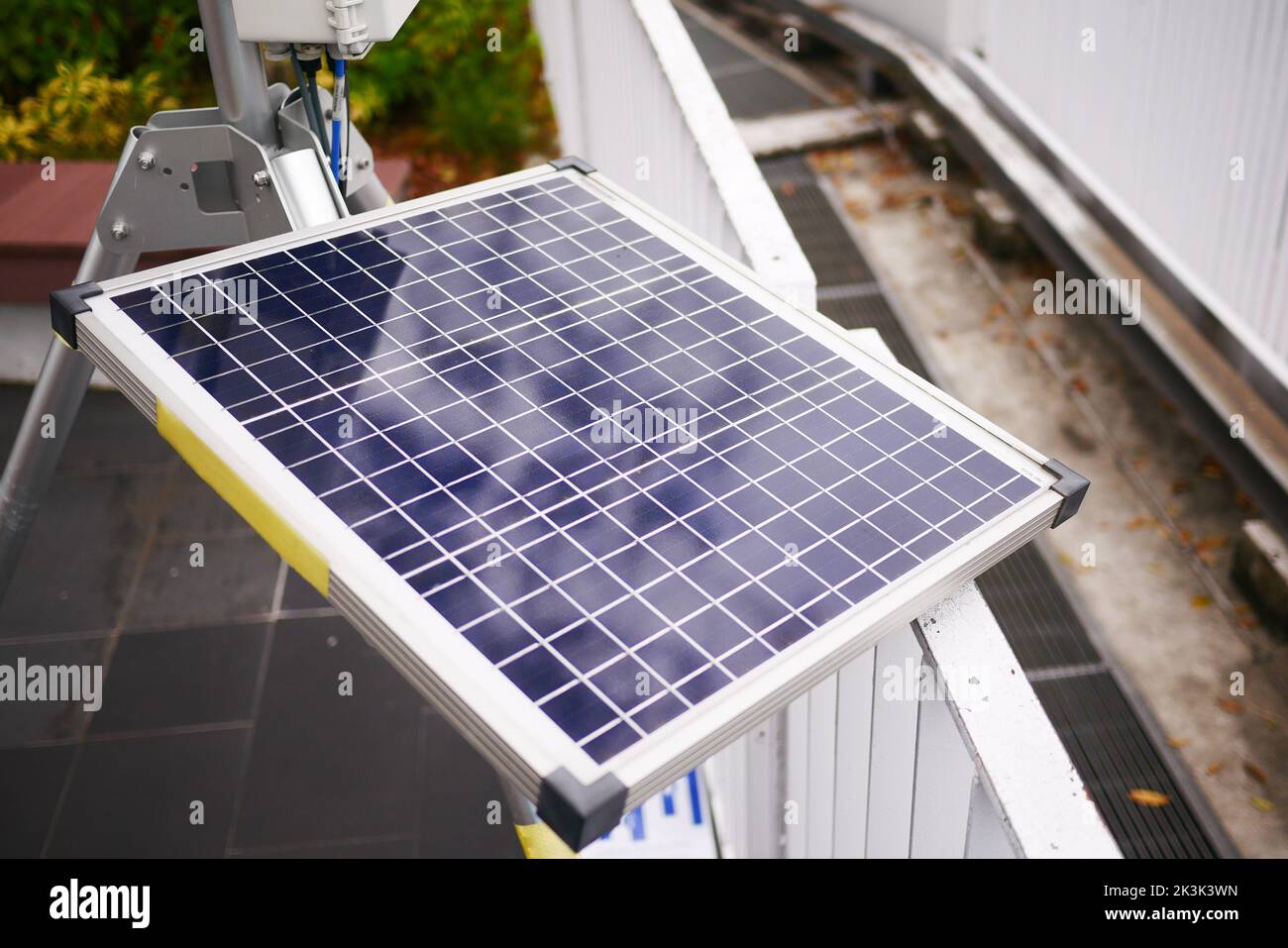 Solar pannels on roof top hi-res stock photography and images - Alamy