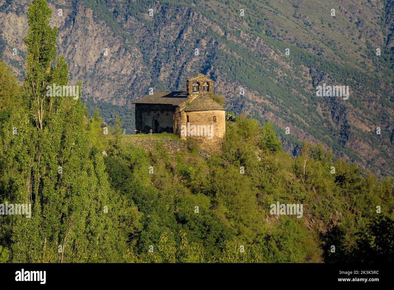 Capilla catolica medieval hi-res stock photography and images - Alamy