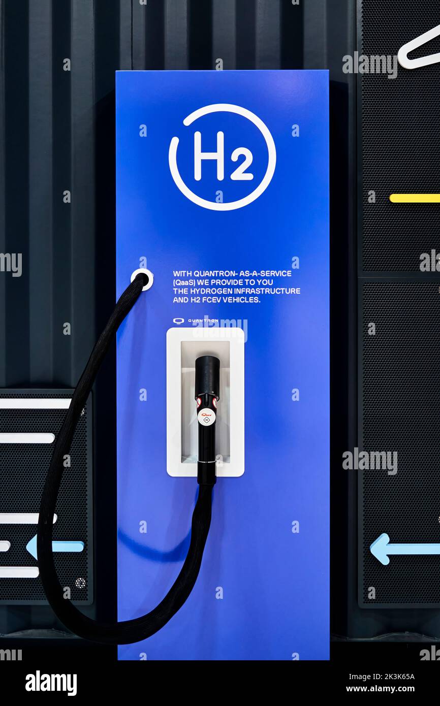 Quantron fuel dispenser for filling hydrogen for hydroelectric drive ...