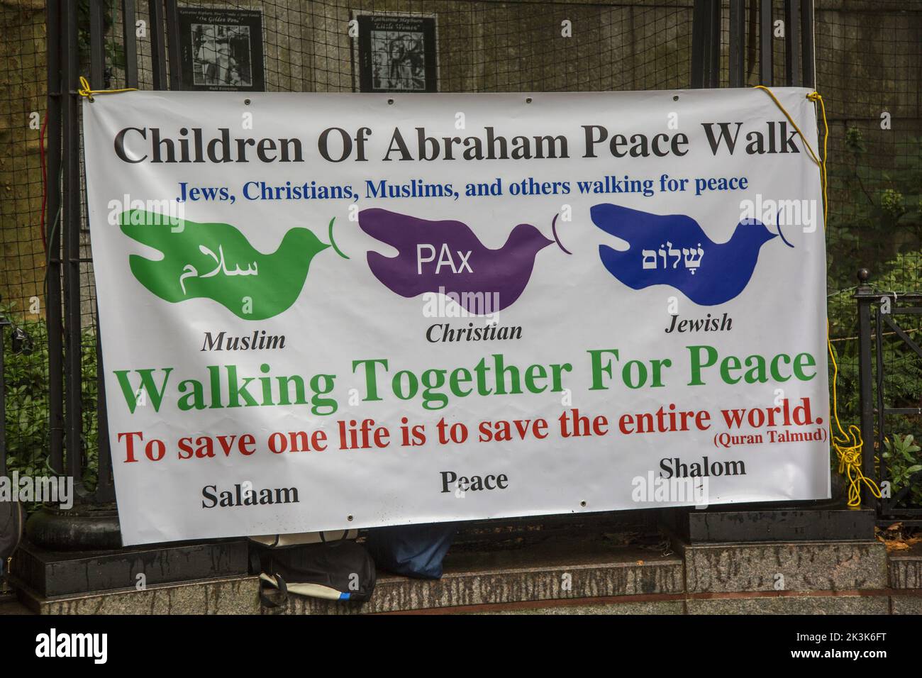 Members of various religious groups and religions come together by the ...