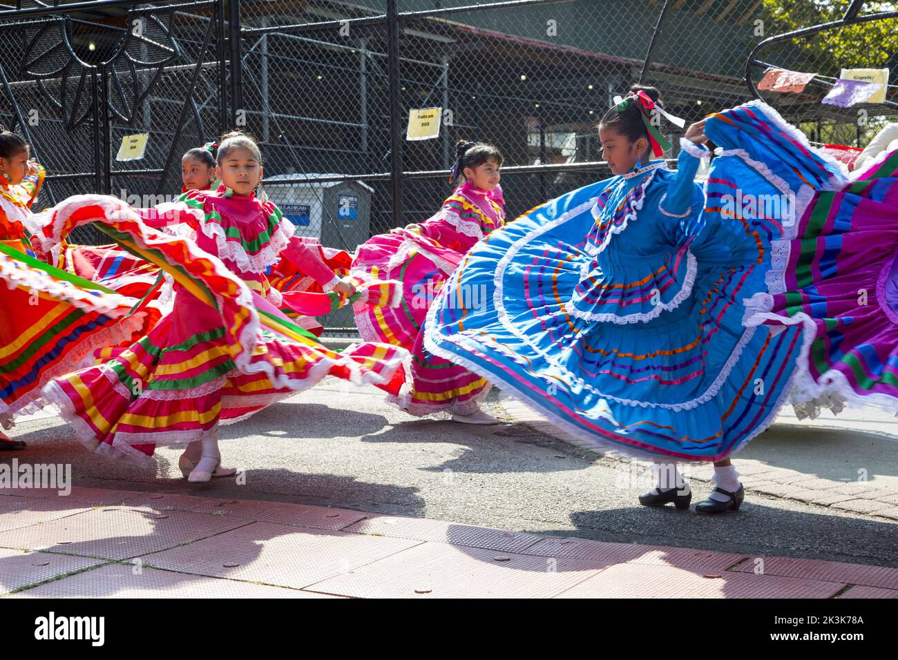 Child Mariachi dancers perform during Mexican Independence Day ...