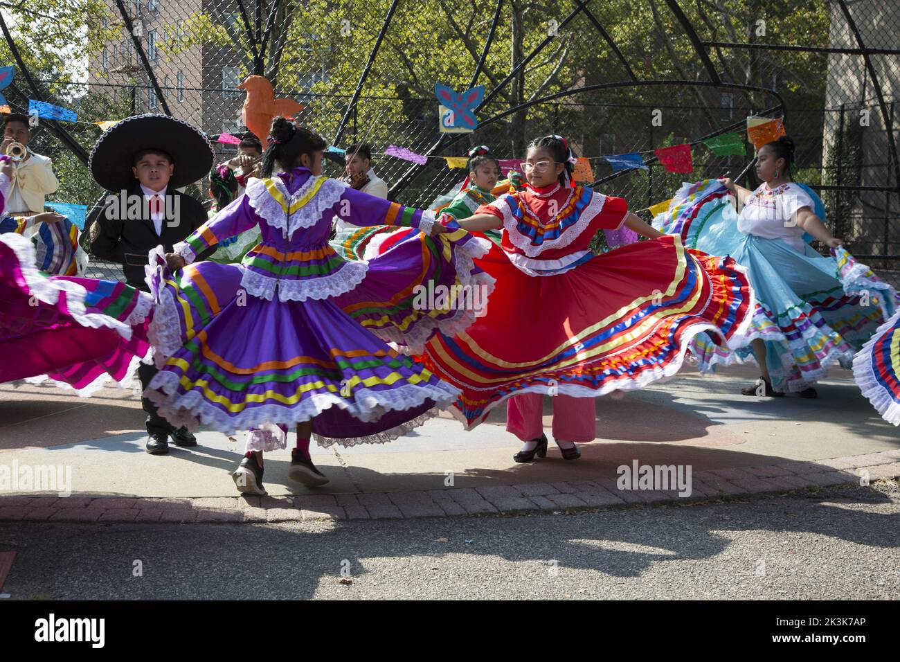 Child Mariachi dancers perform during Mexican Independence Day ...