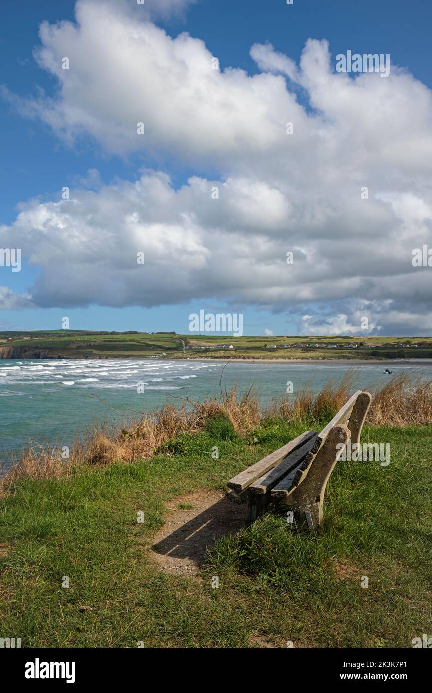 Public viewing bench at Newport, Pembrokeshire, Wales Stock Photo - Alamy
