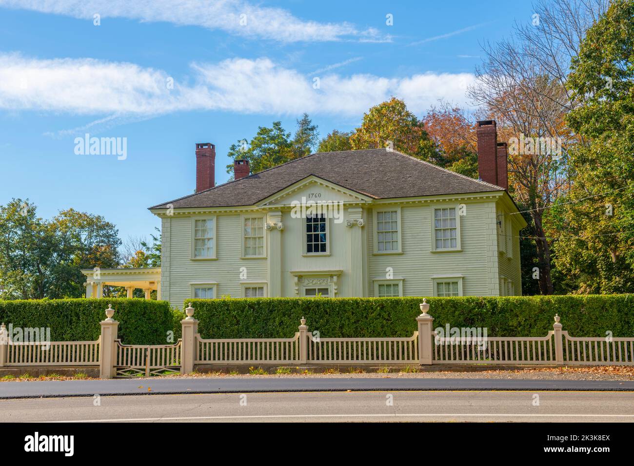 Lady Pepperrell House was built in 1760 at 24 Pepperrell Road in ...
