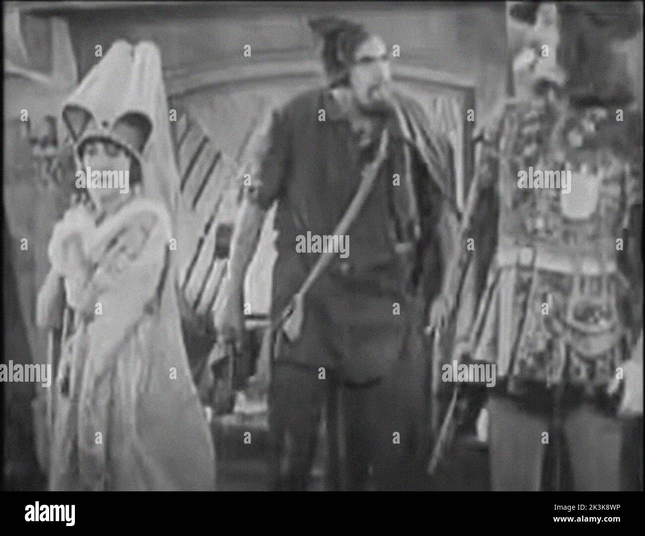 Hunchback of Notre Dame vintage still from 1923 movie Stock Photo - Alamy