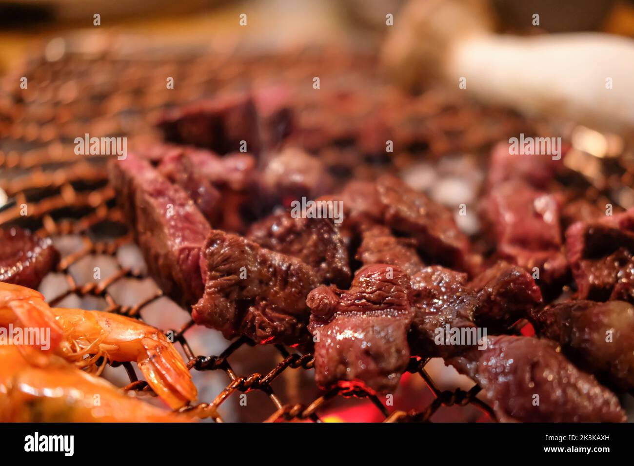 Korean Style Barbecue Grill BBQ rare meat with shrimp Stock Photo - Alamy