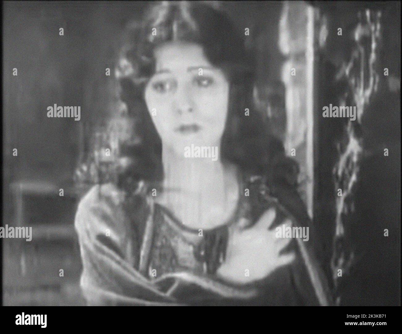 Hunchback of Notre Dame vintage still from 1923 movie Stock Photo - Alamy