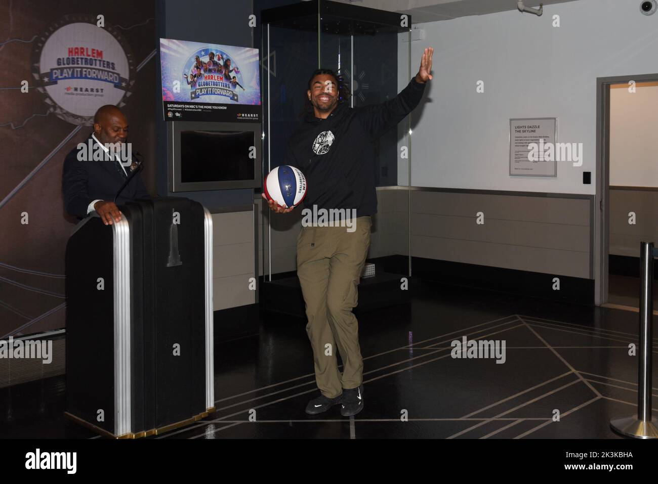 New York, NY, 07/09/2022, The Harlem Globetrotters - Donte 'Hammer ...