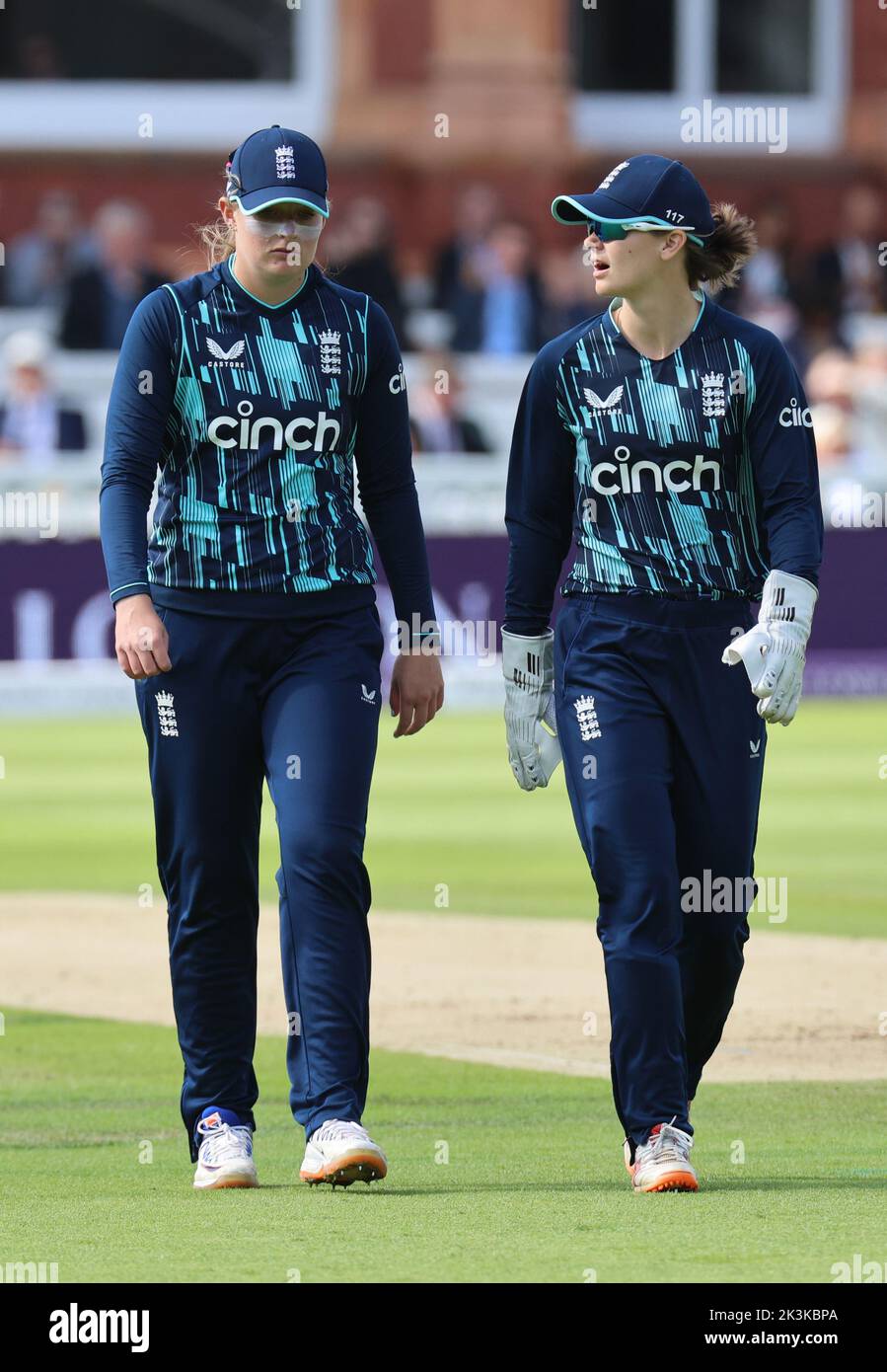 Amy jones cricket hi-res stock photography and images - Alamy