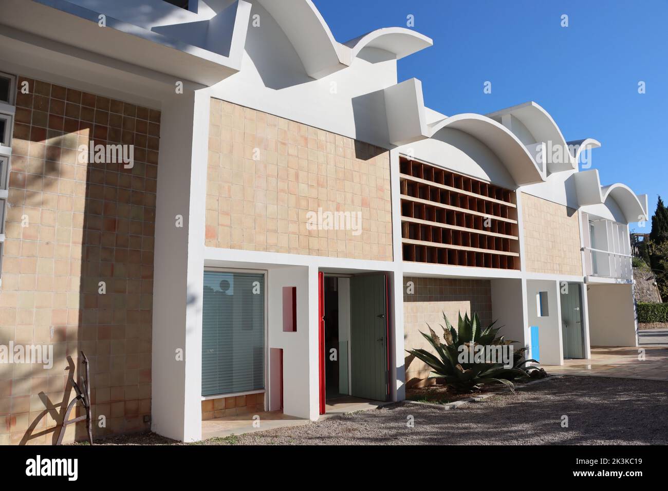 Sert hi-res stock photography and images - Alamy