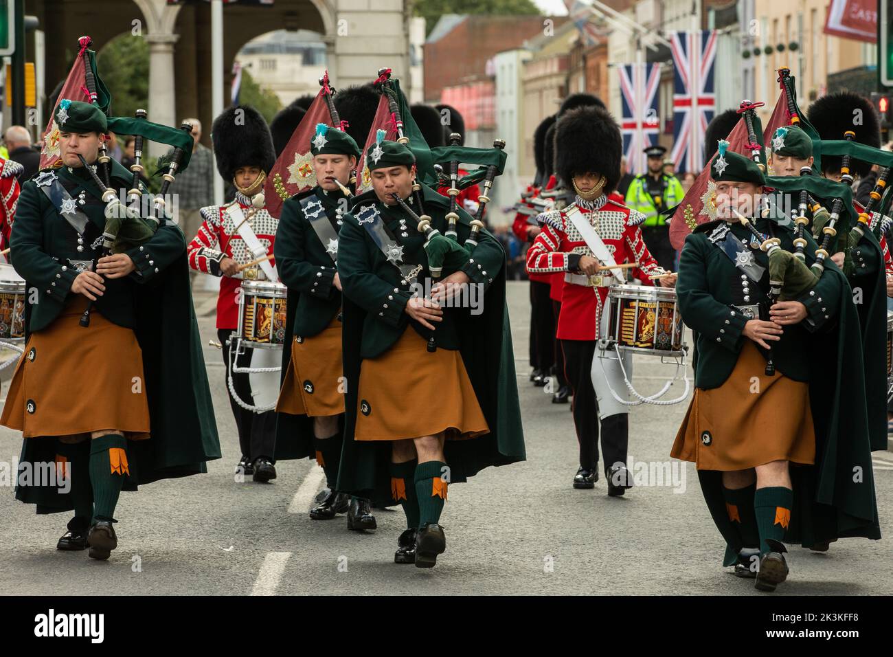 Windsor, UK. 27th September, 2022. The Pipes of the 1st Battalion Irish Guards accompany Number ...