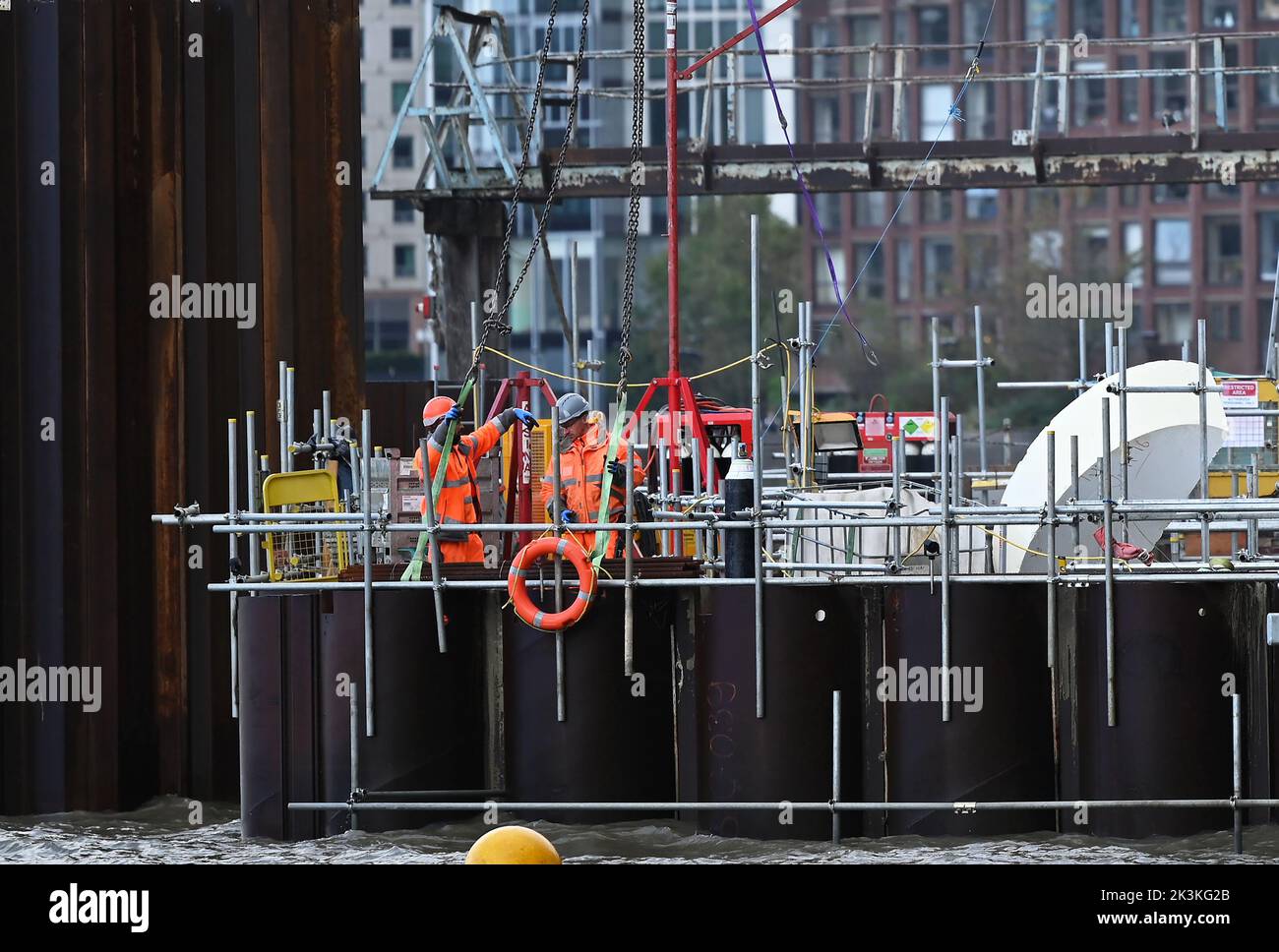 Thames Tideway Site at Nine Elms Lane HeathWall Pumping Station in ...