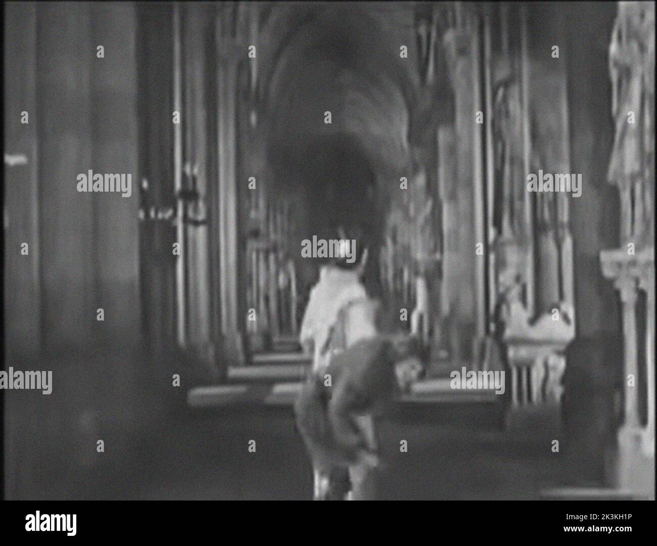 Hunchback of Notre Dame vintage still from 1923 movie Stock Photo - Alamy