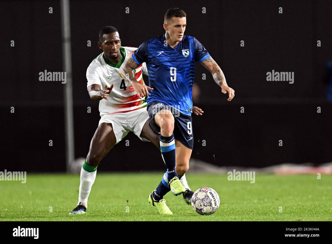 ALMERE - (lr) Dion Malone of Suriname, Jaime Moreno of Nicaragua during ...