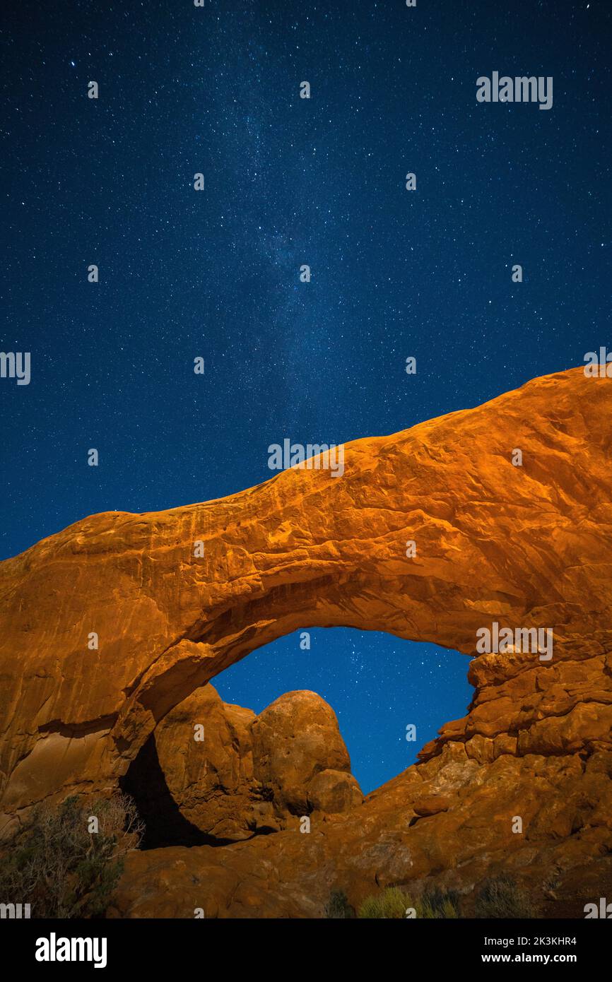 The North Window with the Milky Way by moonlight & light painting in ...