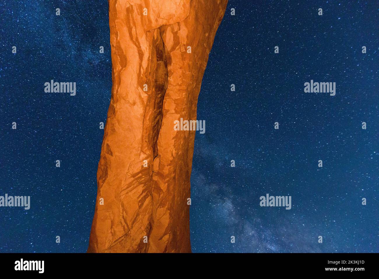 Overhead rights hi-res stock photography and images - Alamy