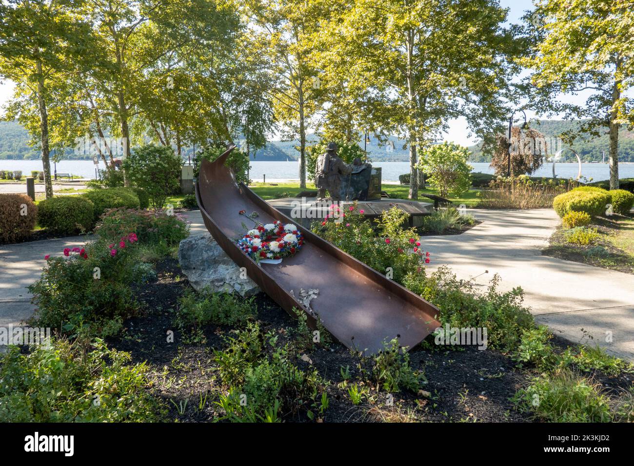 Firemen's 9/11 Memorial in Peekskill, New York, USA 2022 Stock Photo ...