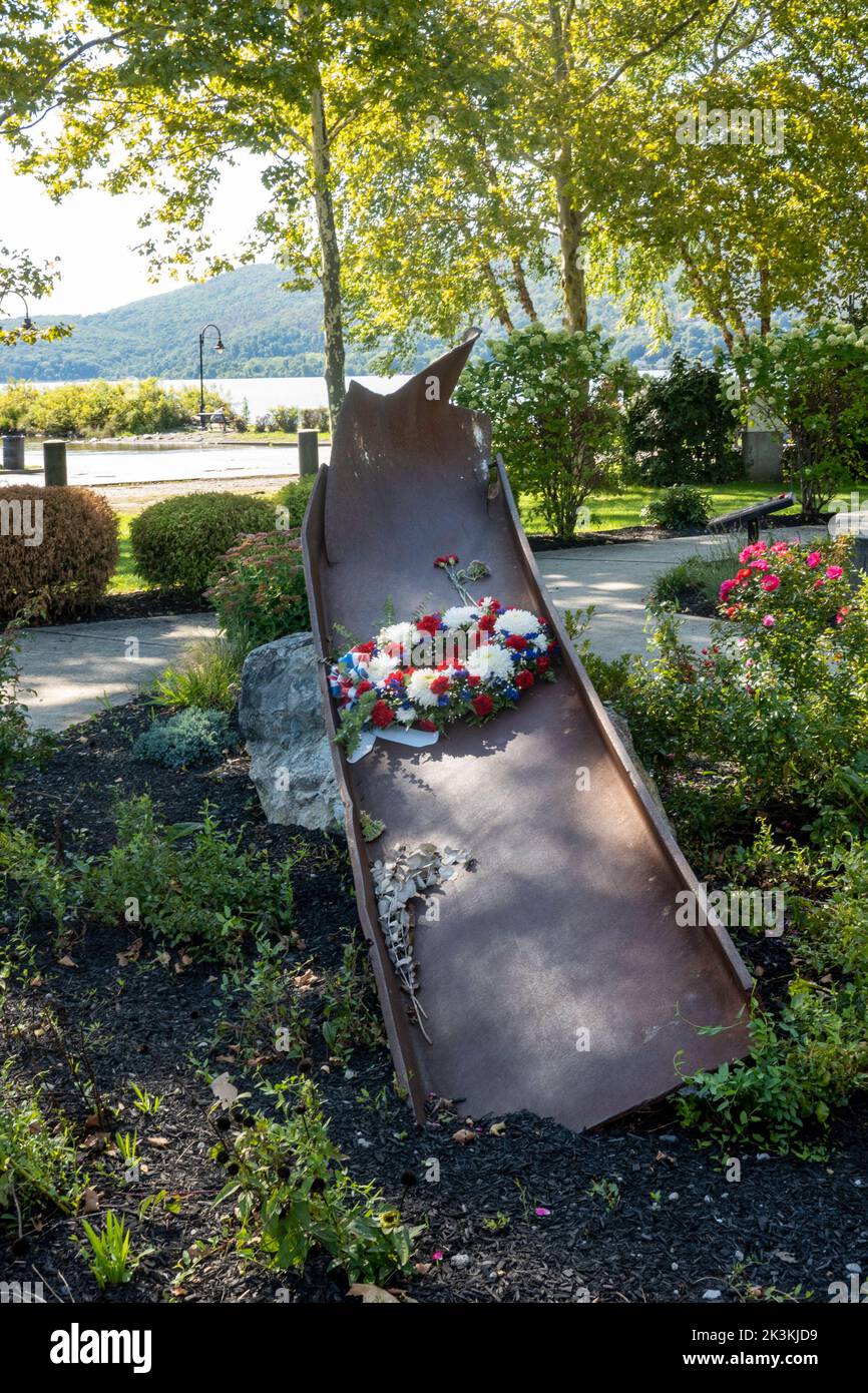 Firemen's 9/11 Memorial in Peekskill, New York, USA 2022 Stock Photo ...