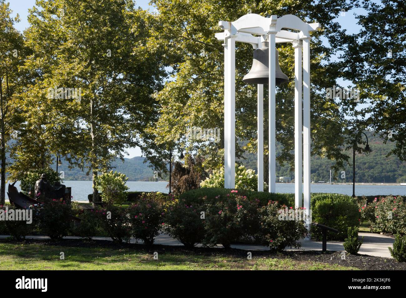 Firemen's 9/11 Memorial in Peekskill, New York, USA 2022 Stock Photo ...