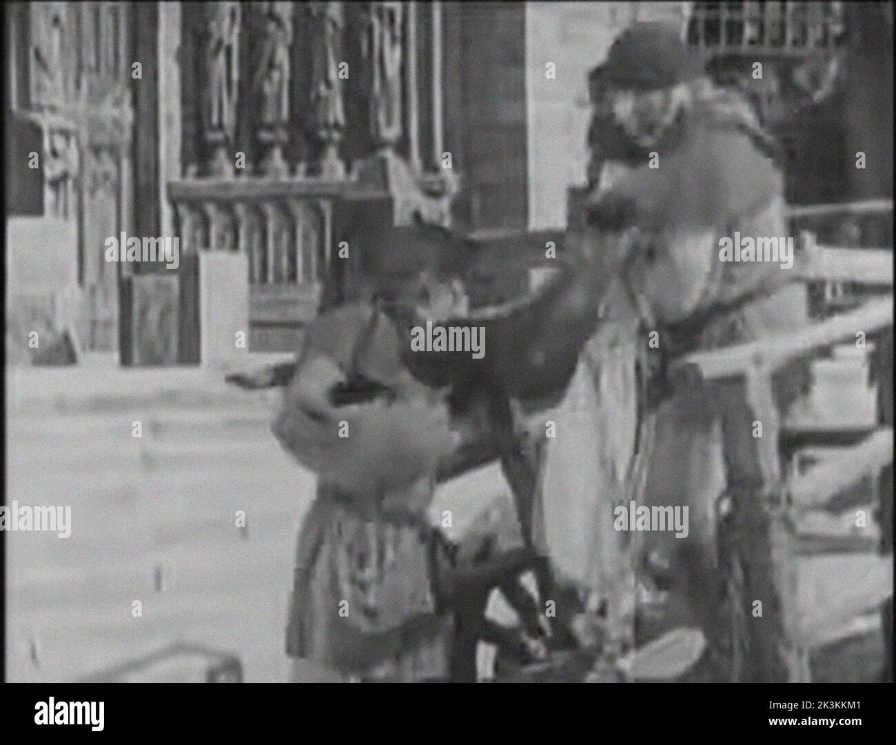 Hunchback of Notre Dame vintage still from 1923 movie Stock Photo - Alamy