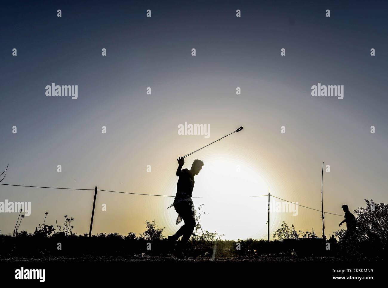 Gaza, Palestine. 26th Sep, 2022. A Palestinian uses David's sling to ...