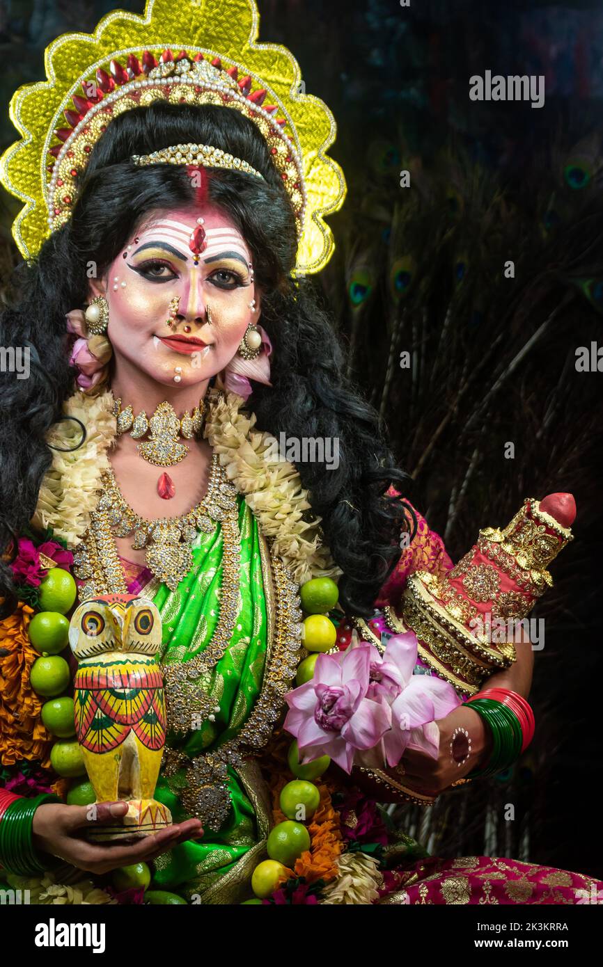 Agomoni concept photo shoot,Woman face with perfect makeup like goddess ...