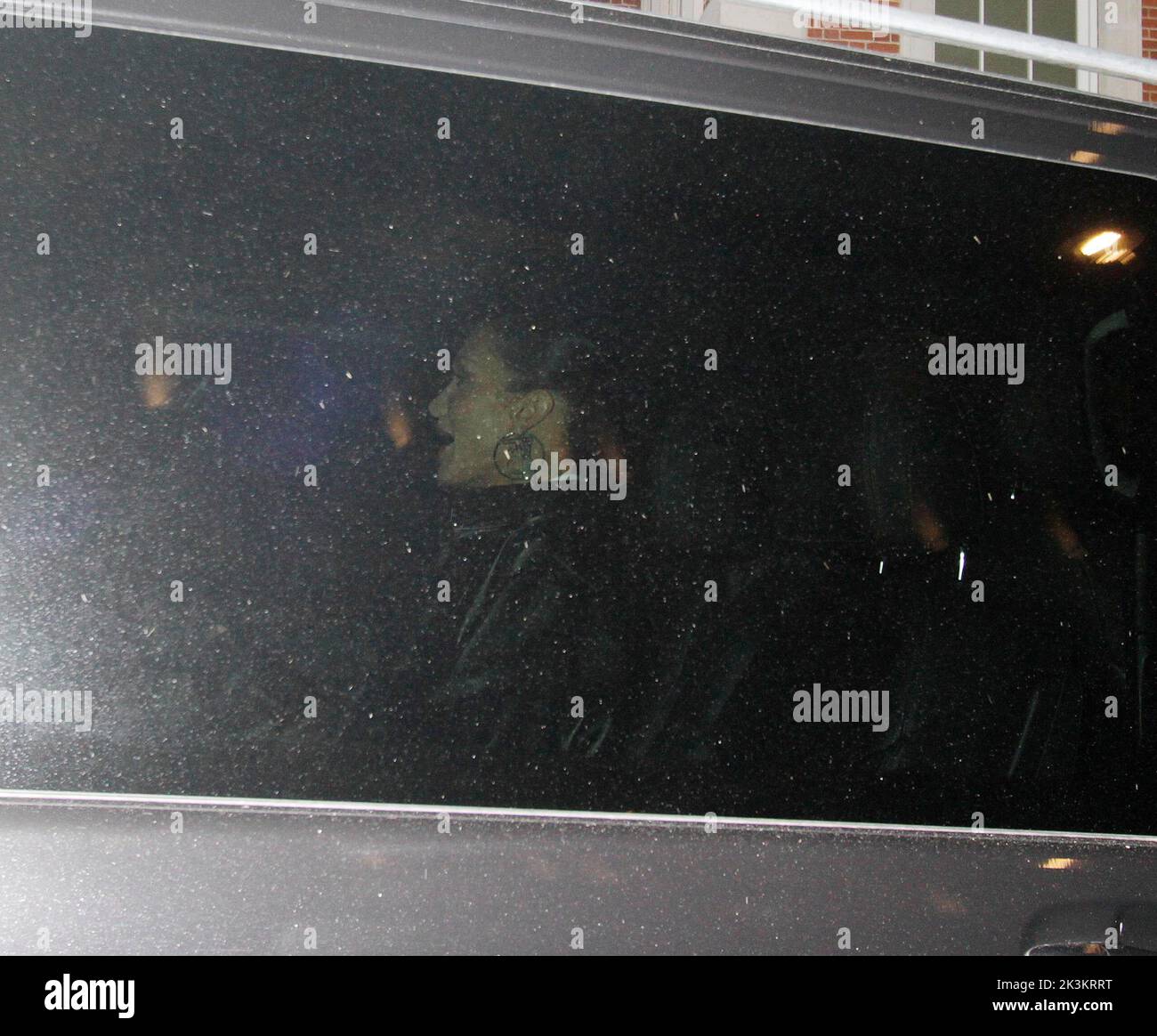 Jefferson hack Emma weymouth bella Hadid Burberry club 22 26/9/2022 ...