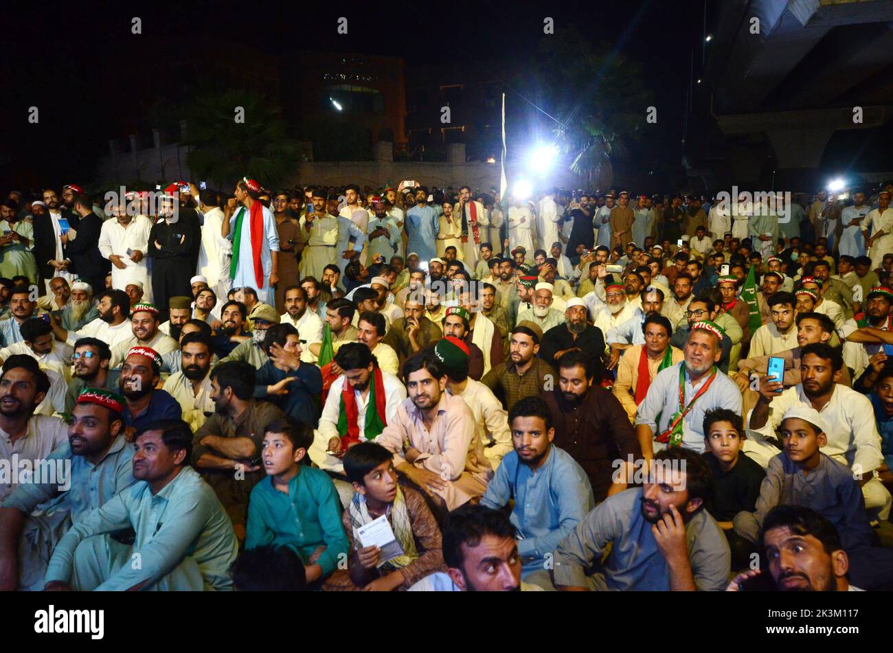 Peshawar, Pakistan. 25th Sep, 2022. Supporters of former Pakistani ...