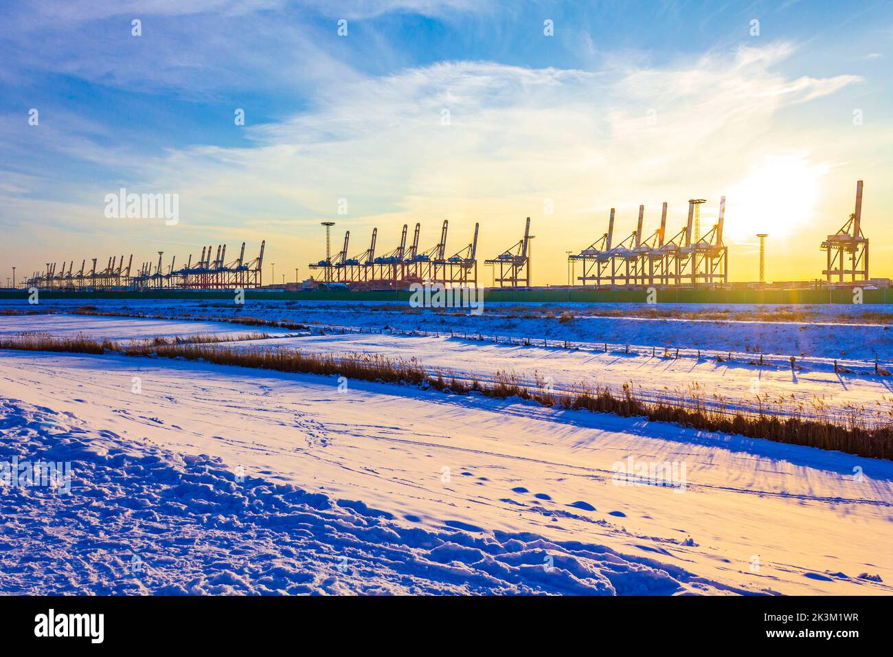 Bremerhaven shipyard industry hi-res stock photography and images - Alamy