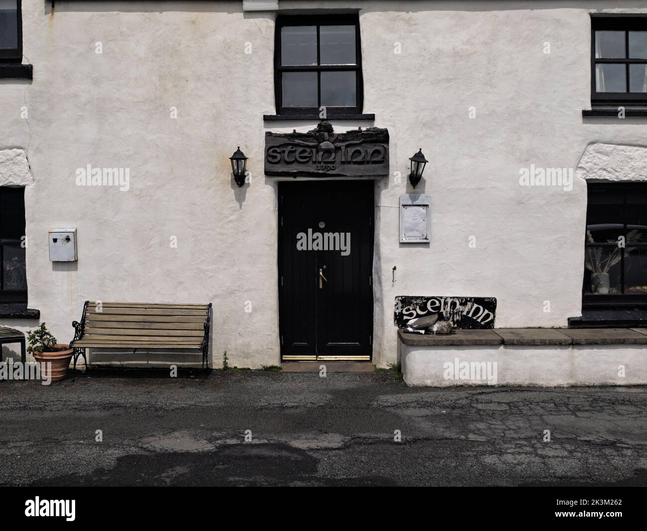 Stein inn skye hi-res stock photography and images - Alamy