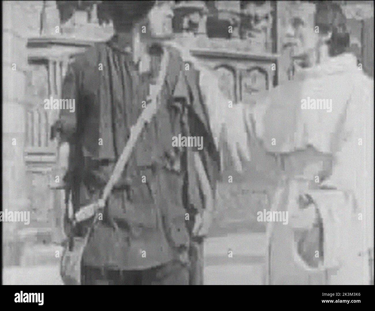 Hunchback of Notre Dame vintage still from 1923 movie Stock Photo - Alamy