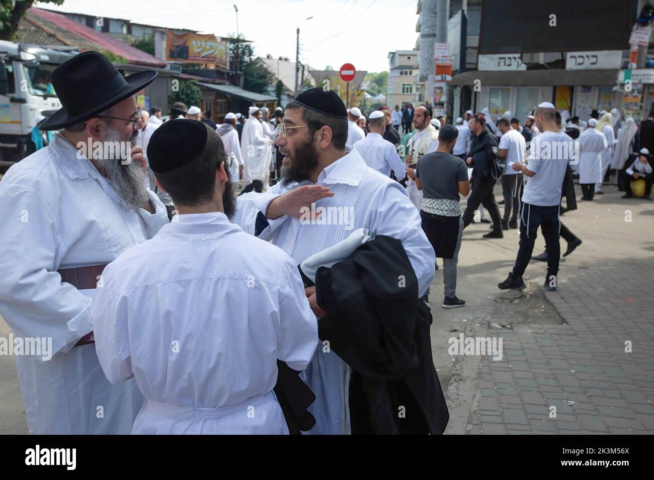 Uman, Ukraine. 26th Sep, 2022. Ultra-Orthodox Jewish pilgrims are seen ...