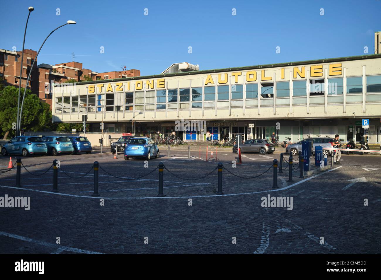 Tickket office hi-res stock photography and images - Alamy