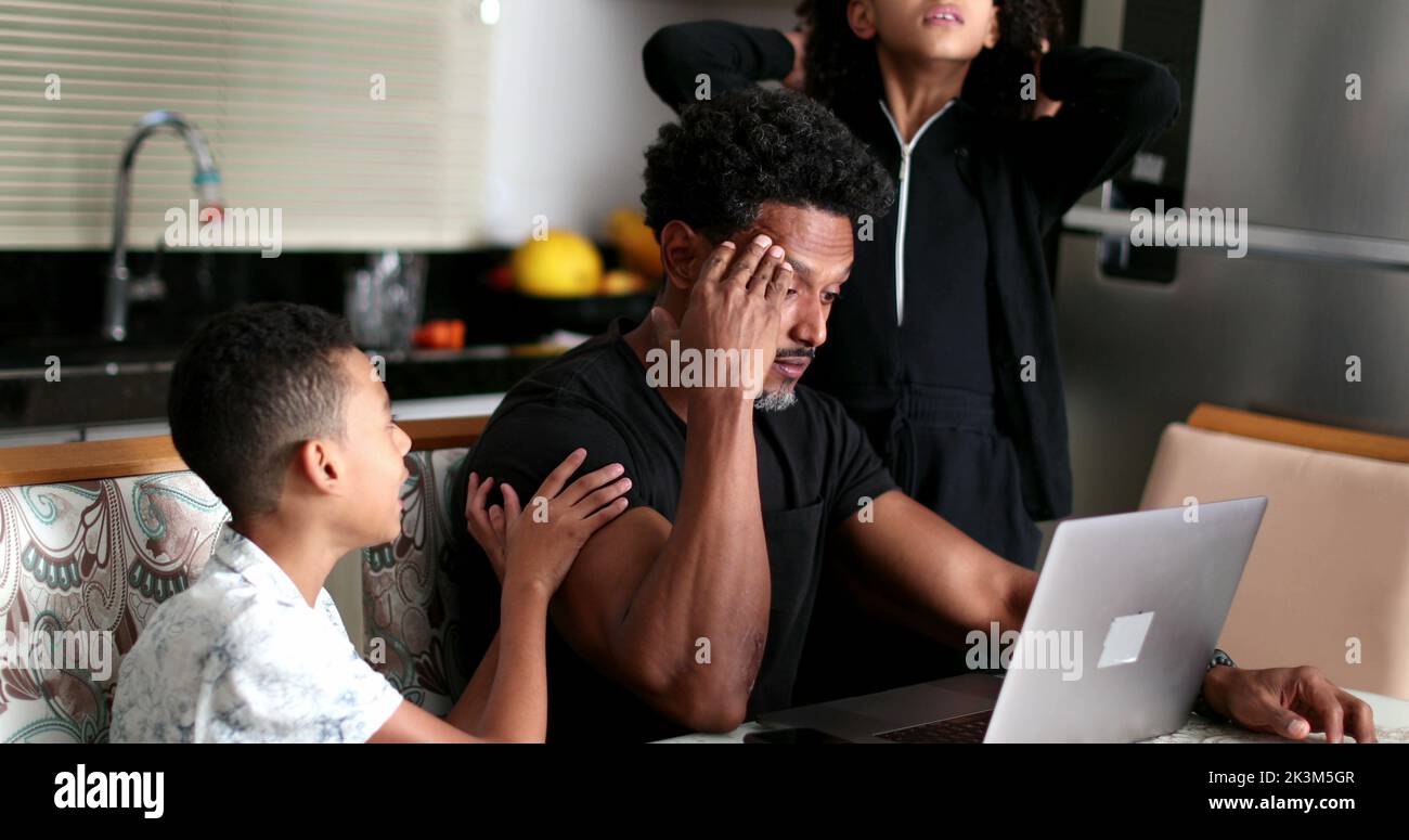 African children father home work hi-res stock photography and images ...