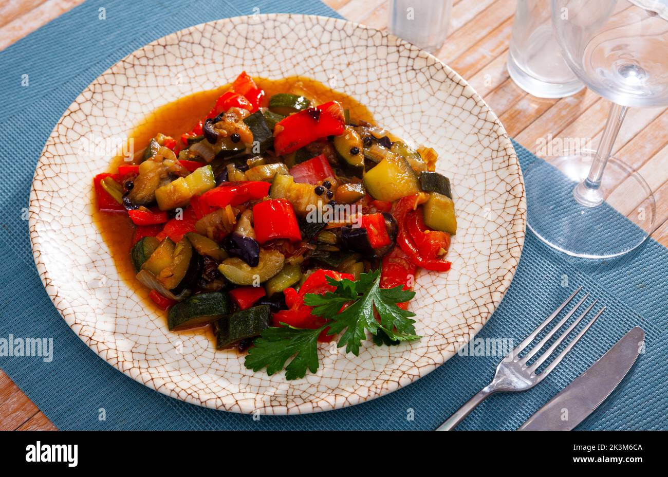 Stewed vegetables - bell peppers, zucchini Stock Photo - Alamy