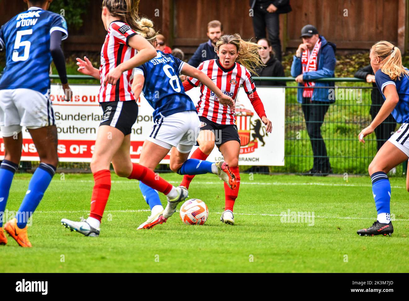 Safc women hi-res stock photography and images - Alamy