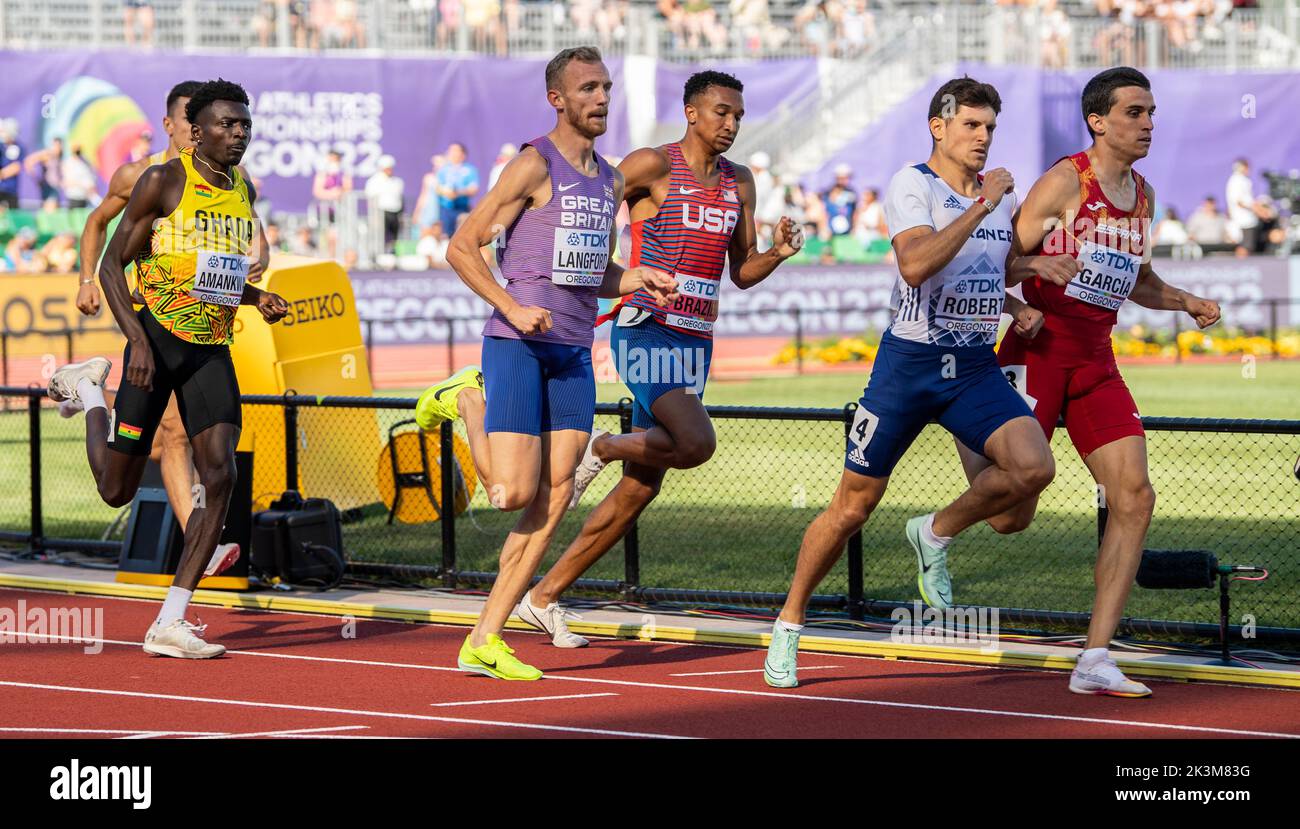 Kyle Langford and Donavan Brazier competing in the 800m heats at the ...