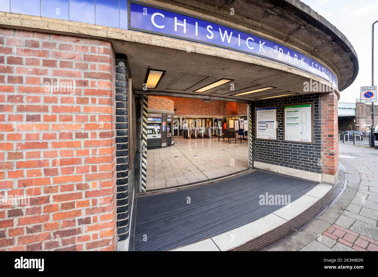 Chiswick Park, Underground Station, Chiswick, London Stock Photo - Alamy