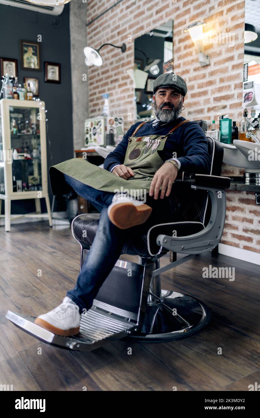 Camera male middle aged barber hi-res stock photography and images - Alamy