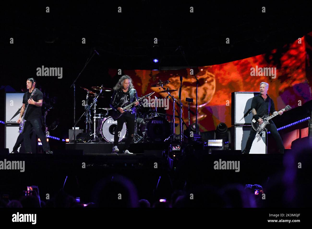 Kirk Hammett, Robert Trujillo, Lars Ulrich and James Hetfield of ...
