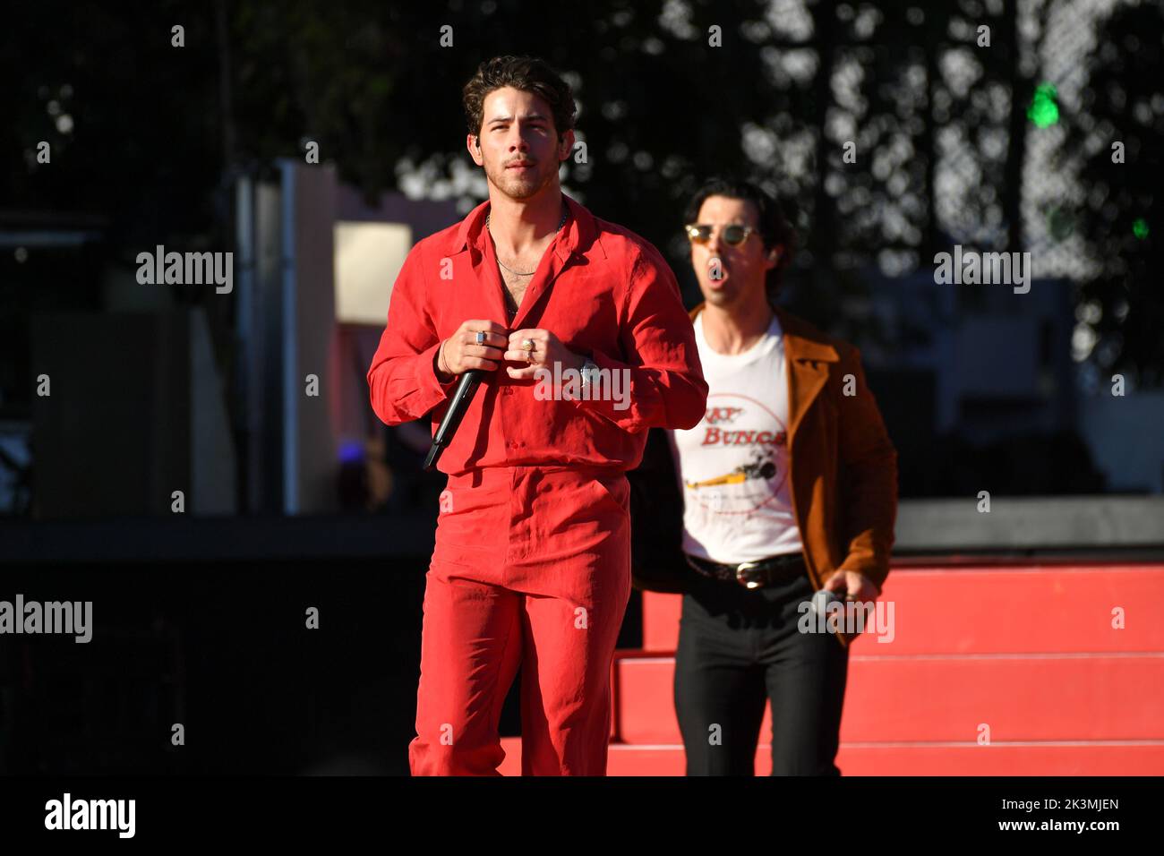 Joe Jonas and Nick Jonas of the Jonas Brothers at the 2022 Global ...