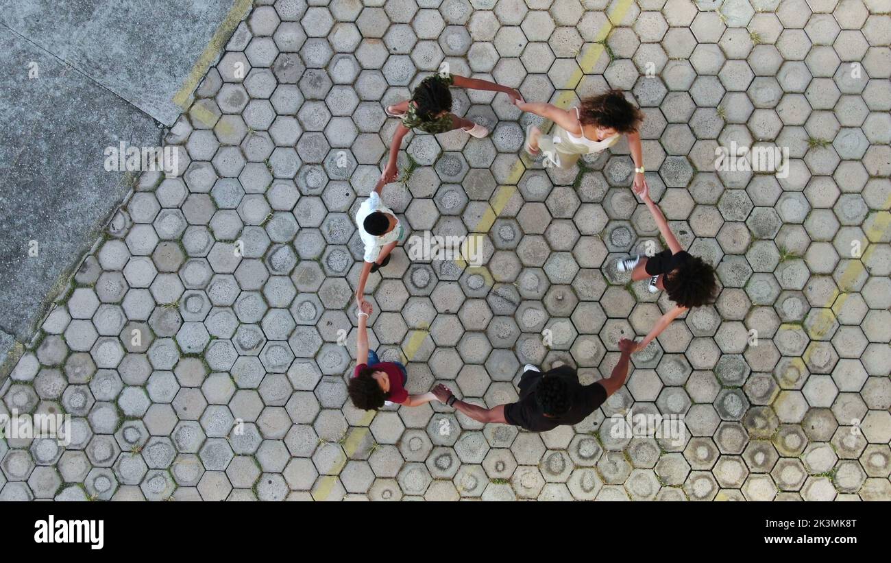 Group of people in circle from above hi-res stock photography and ...
