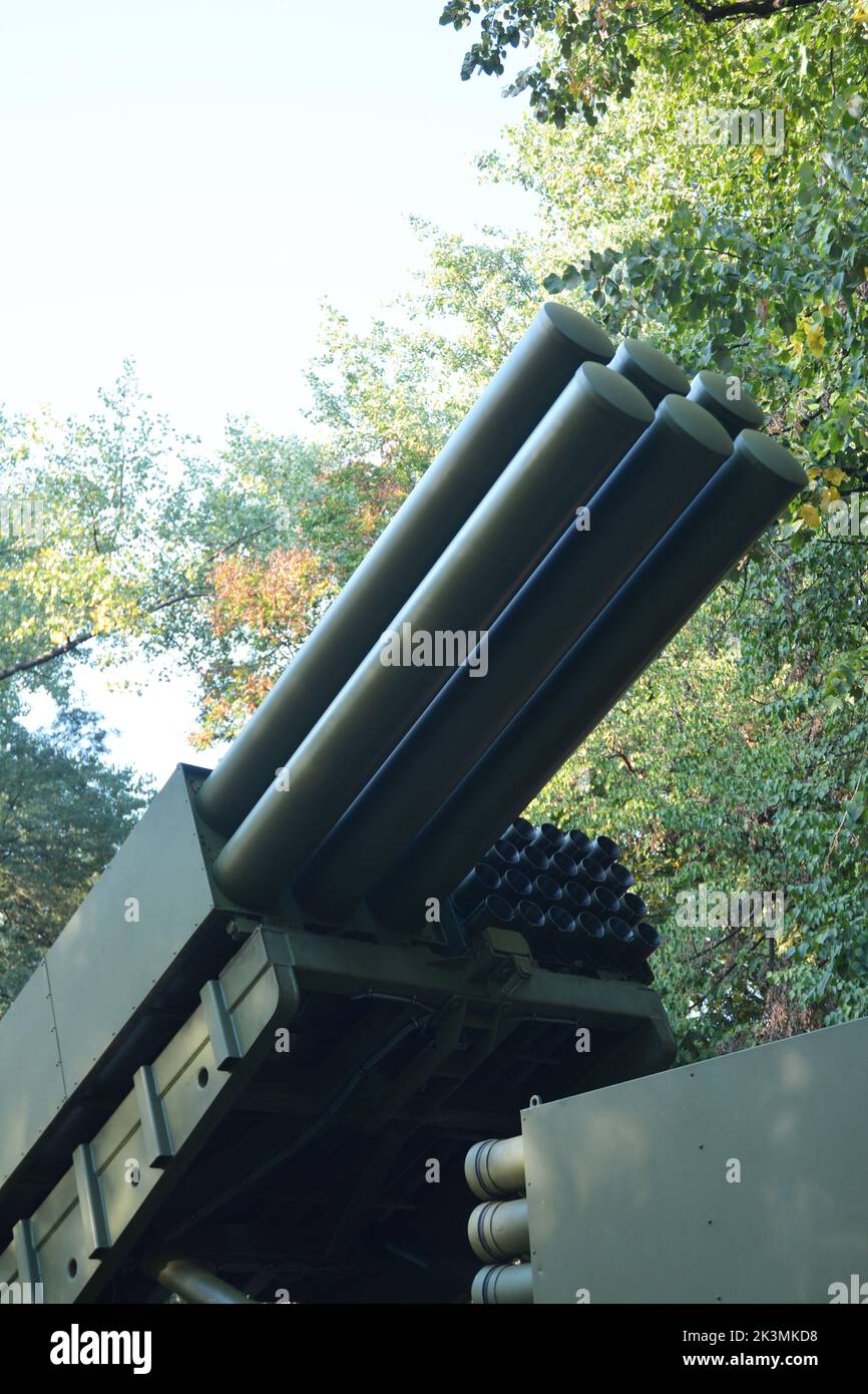 Revolving grenade launcher hi-res stock photography and images - Alamy