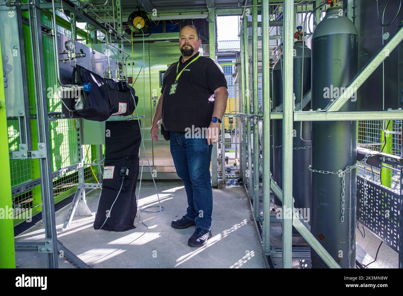Engineer at Skydiamond inspecting sky mining facility transforming ...