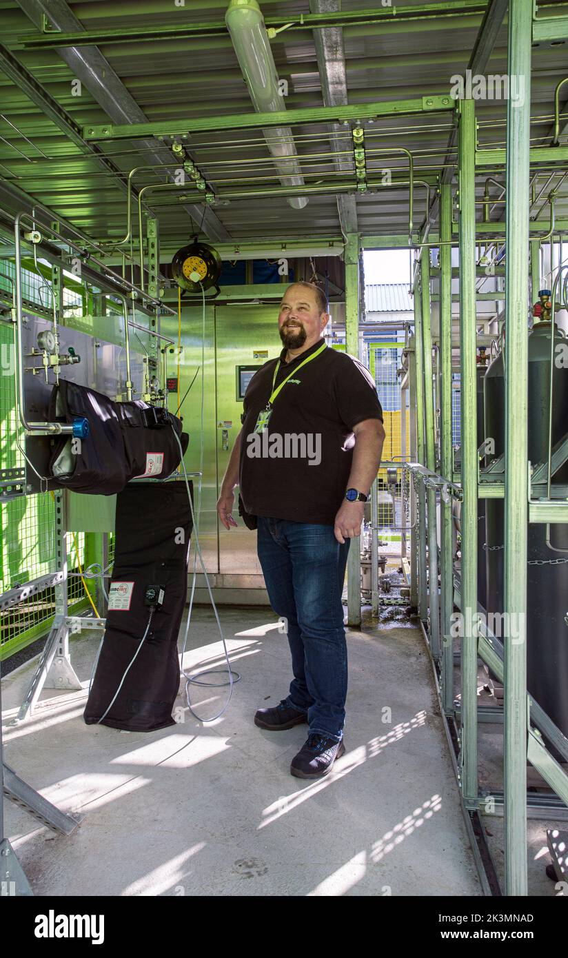 Engineer at Skydiamond inspecting sky mining facility transforming ...