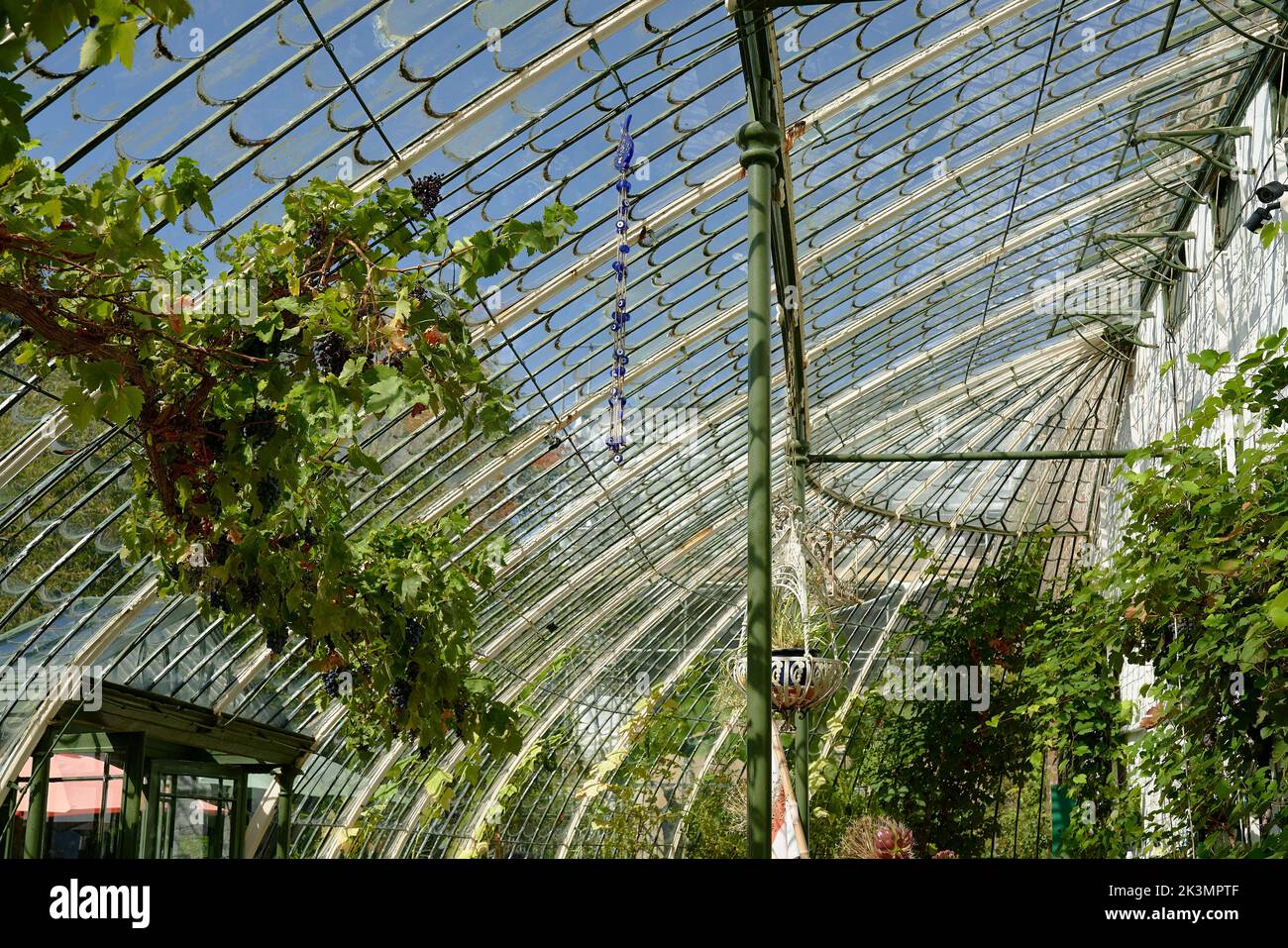 The Italianate Glasshouse in King George VI Memorial Park, Ramsgate, UK ...
