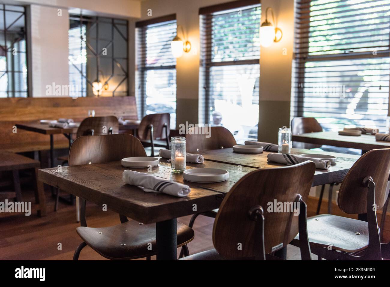 Drinks and Food at a new modern bar in san francisco Stock Photo - Alamy