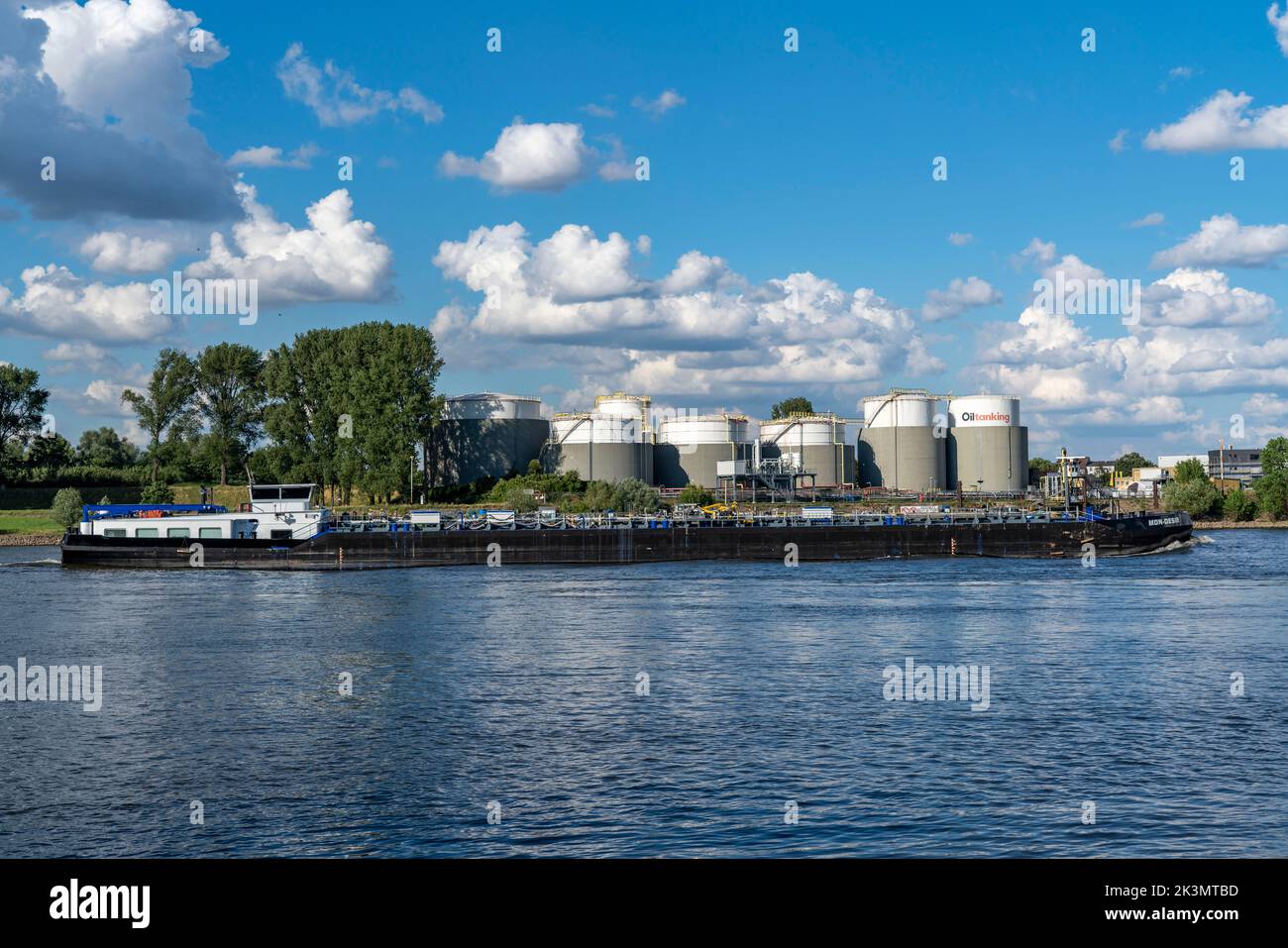 Duisburg ports, tank farm of Oiltanking Deutschland GmbH, large tanks ...