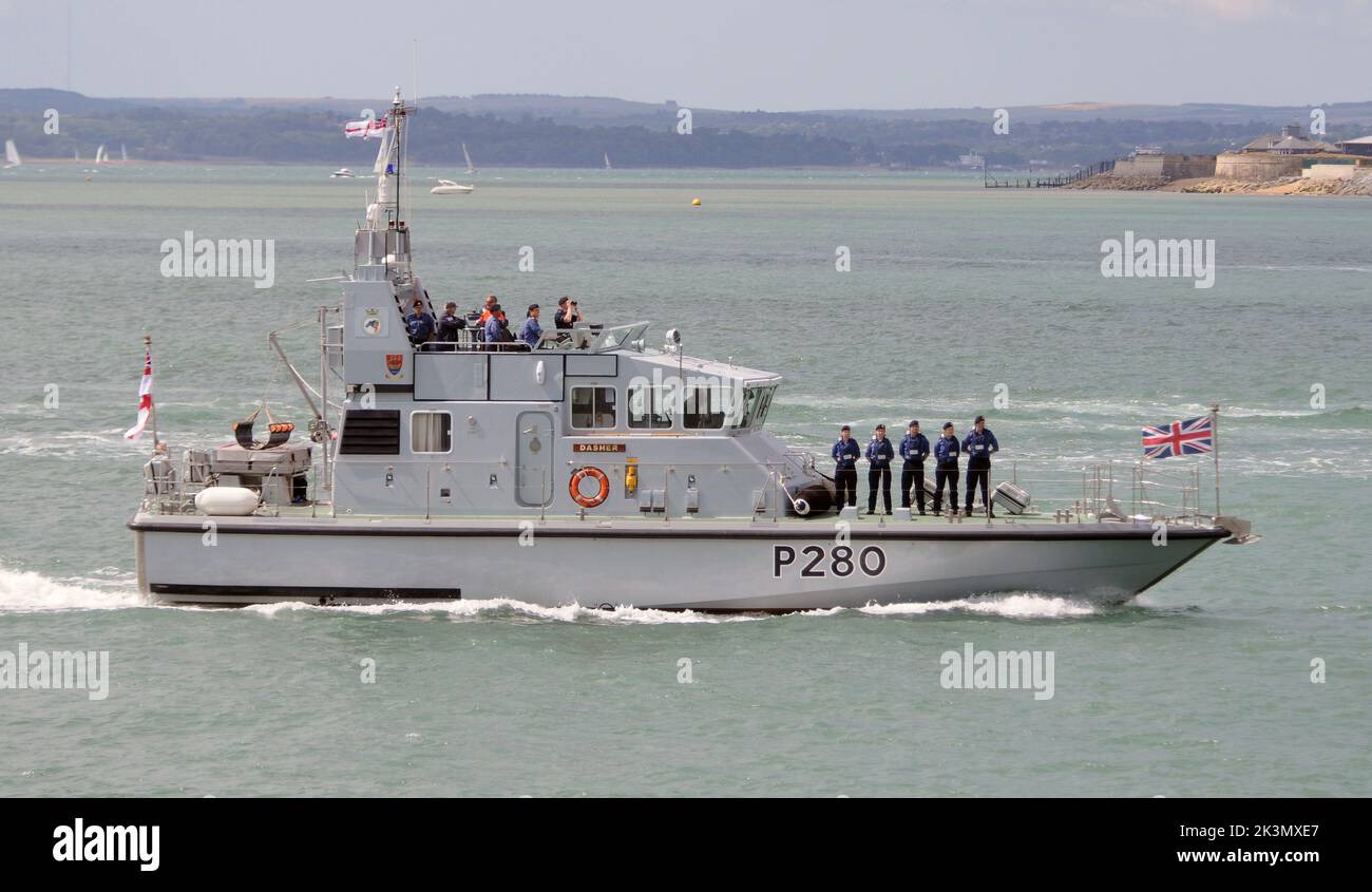 The Royal Navy Patrol vessel Dasher Pic Mike Walker, Mike Walker ...